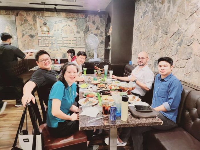 اجتماع مع شركة YAK green | شركة 29 العالمية